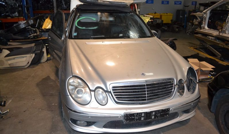 Mercedes E400 CDI V8 de 2003 W211 para peças – Autocavem